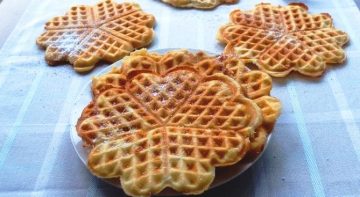 Basic Recipe for German Waffles - My Dinner