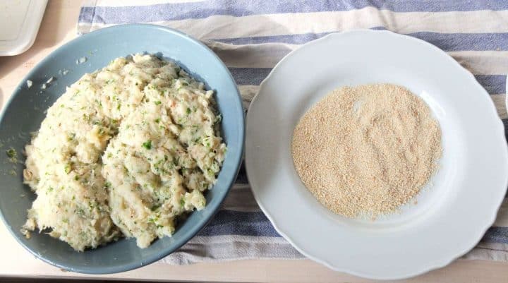 German Fish Cakes (Fischfrikadellen) - My Dinner