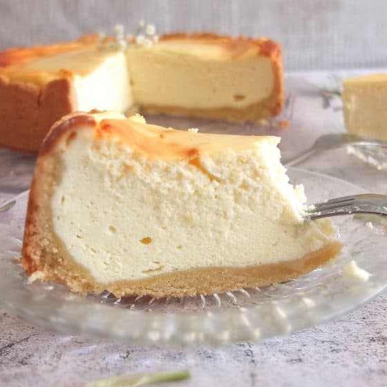 Traditional German Cheesecake (Käsekuchen) - with or without quark