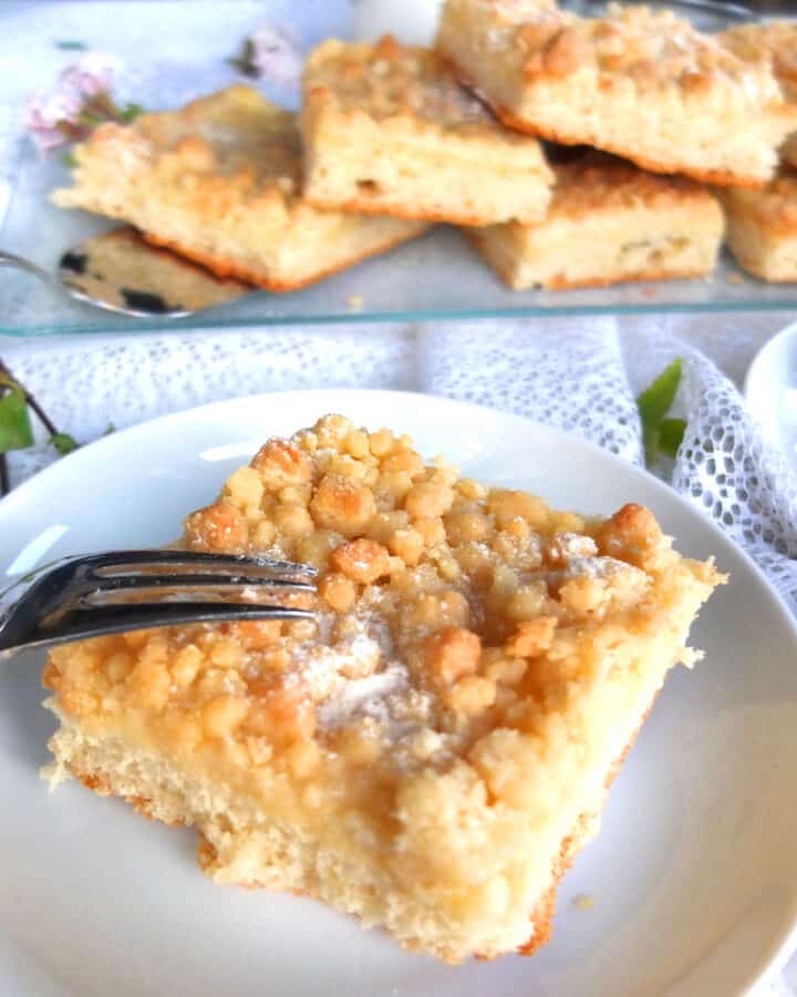 Moist Streuselkuchen (German Crumb Cake) - My Dinner