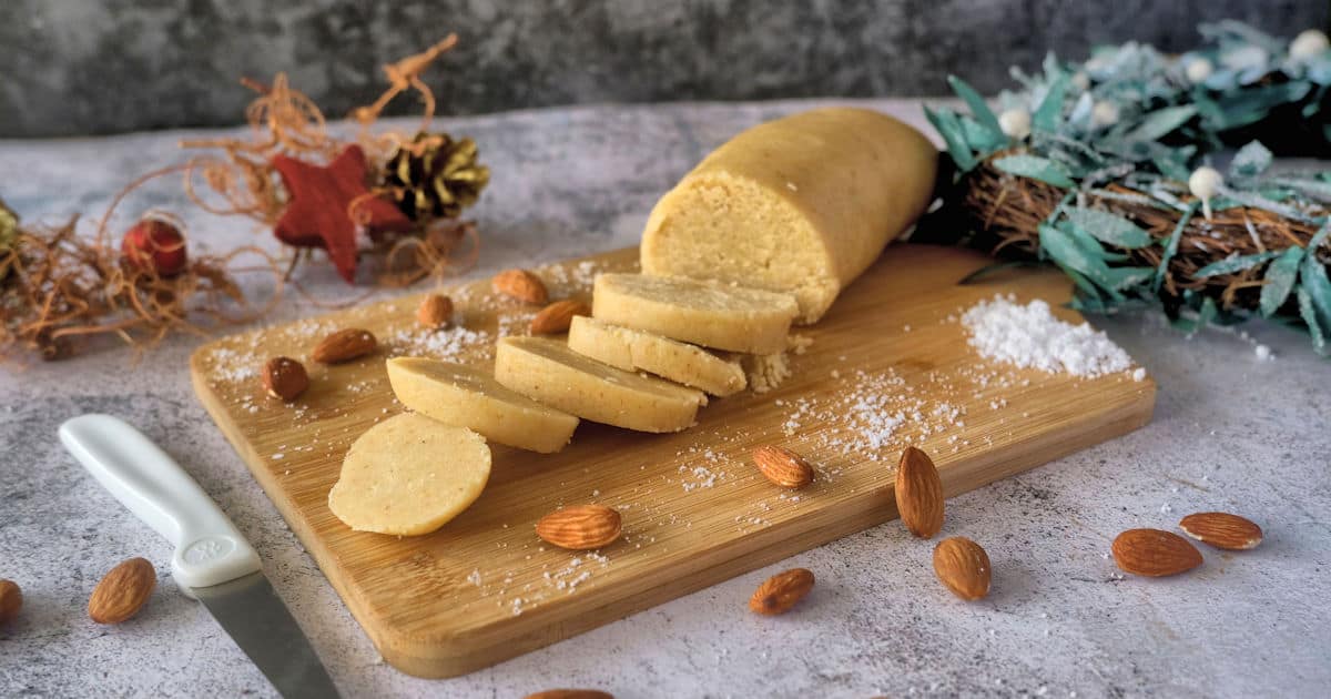 Homemade German Marzipan (Marzipanrohmasse) - My Dinner