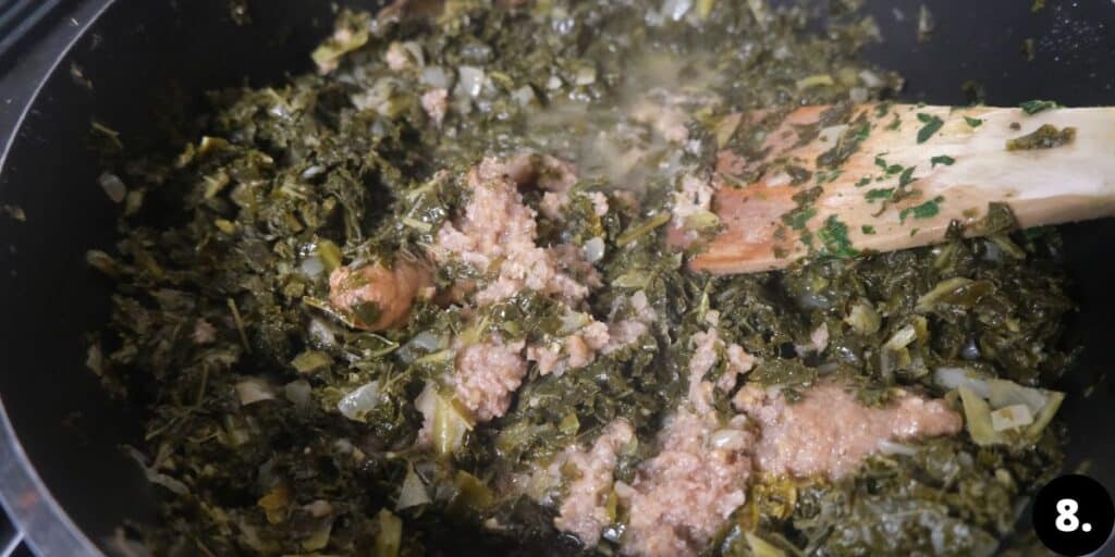 Authentic Grünkohl mit Pinkel (German Kale recipe and Pinkelwurst) - My ...
