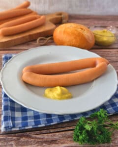 Frankfurter Sausages (The Original German Hot Dog) - My Dinner