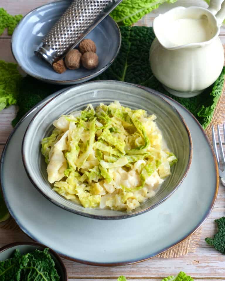 Easy German Creamed Cabbage (Rahmwirsing) - My Dinner