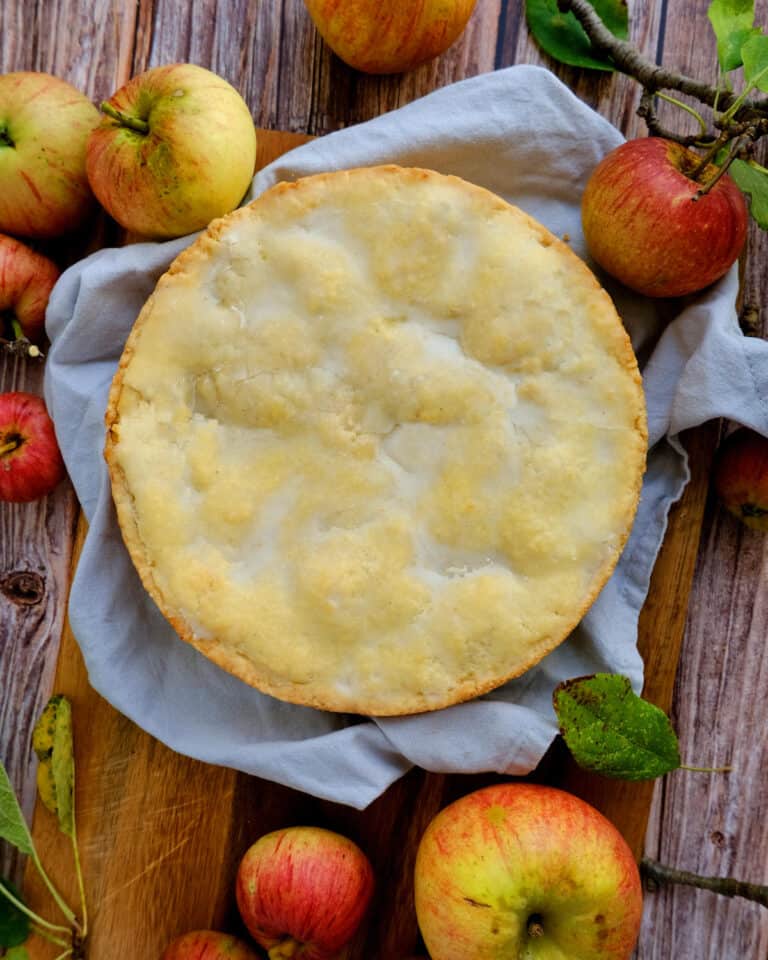 Best German Apple Pie (Gedeckter Apfelkuchen) - My Dinner