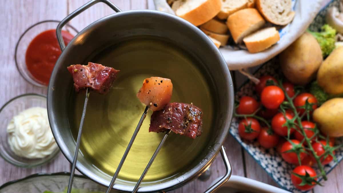 Meat Fondue Ideas a Complete Guide - My Dinner