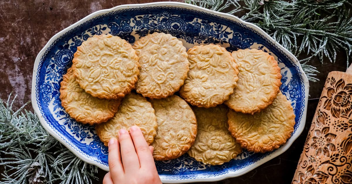 Spekulatius (German Spiced Cookies) - My Dinner